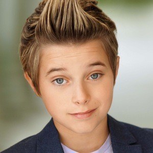 Cameo - Gavin Magnus